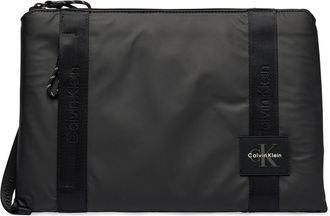 Calvin Klein Notebook-Etui Calvin Klein Rubberized Laptop Sleeve W/ Hand LV04D1294G Schwarz