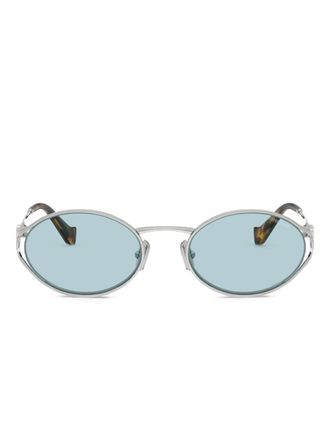 Miu Miu Eyewear lunettes de soleil 52Ys Sole &agrave; monture ovale - Argent