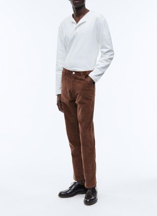 Fursac Pantalon en velours c&ocirc;tel&eacute; marron - Taille 29 - Homme