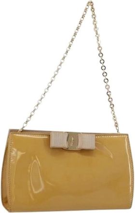 Ferragamo Sac port&eacute; &eacute;paule Pre-owned - Femme - Pre-owned - Beige - Taille: ONE Size