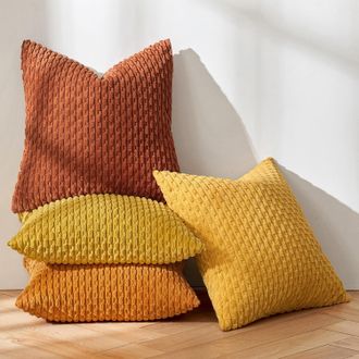 Miulee 4er Set Kordsamt Kissenbez&uuml;ge Kissenbezug Dekorative Kissenh&uuml;lle Moderne Sofakissen Kissen Zierkissen Couchkissen f&uuml;r Sofa Dekokissen Wohnzimmer Schla