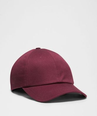 lululemon Unisex Baseballkappe im Classic Fit - Gr&ouml;&szlig;e L/XL in Burgundy Bay