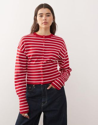 Lioness Head In The Clouds - Taillierte, gestreifte Strickjacke in Rot-Bunt