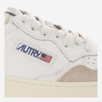 Autry Womens Sneakers Medalist Low Multicolour Leather Trainers