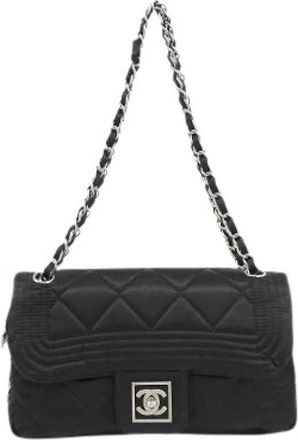 Chanel Sac bandouli&egrave;re en nylon Sport Line Pre-owned - Femme - Pre-owned - Noir - Taille: ONE Size