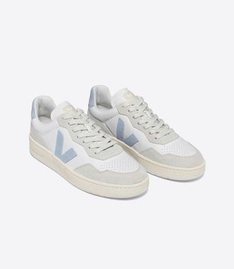 Veja Organic Traced Leather Sneaker - White