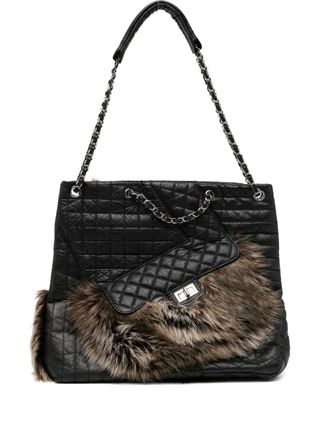 Chanel cabas Fantasy Fur en cuir de veau matelass&eacute; - Noir