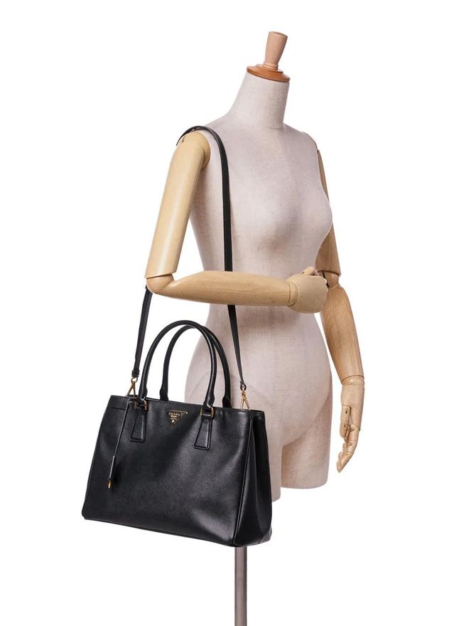 Prada Sac Bandouli re Galleria Double Zip M dium 2013 2024 Noir