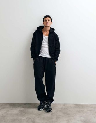 Nike Solo Fleece jogger droit &agrave; revers noir