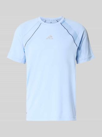 adidas T-Shirt mit Label-Print
