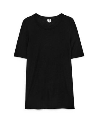 Arket Geripptes Woll-T-Shirt -Schwarz