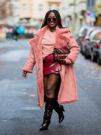 Les manteaux de couleurs indispensables de la saison