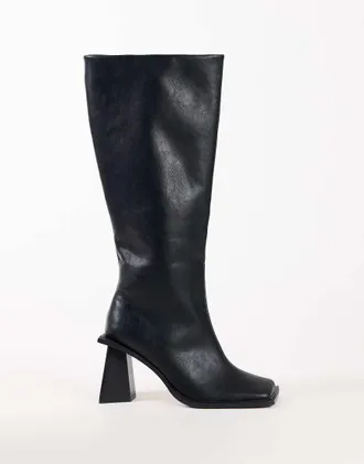 Topshop Tabitha bottes montantes &agrave; tige &eacute;largie et &agrave; talons noires