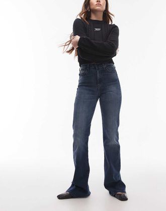Tommy Jeans Sylvia - Ausgestellte Jeans in schwarzer Waschung mit hohem Bund