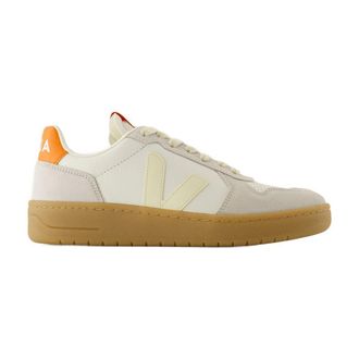 Veja Womens V-82 Sneaker White Calfskin