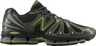 New Balance Homme, Sport, Multicolore, Taille: 42 1/2 EU 1890 Baskets