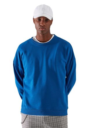 Trendyol Trendyol Herren Einfarbiges Oversize Rundhalsausschnitt Sweatshirt, Indigo, Large