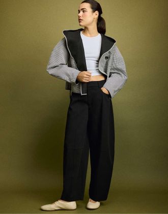 Stradivarius trench-coat court r&eacute;versible &agrave; carreaux noir