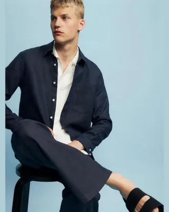 Arket Leinenhemd Mit Normaler Passform -Blau