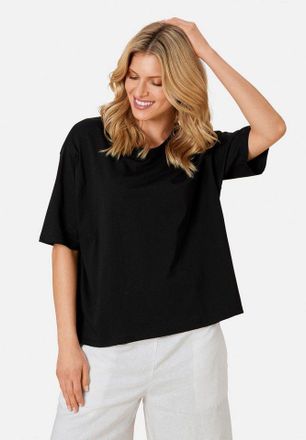 Masai T-Shirt MaDoreann Angenehme Dehnbarkeit, sanfter Sitz, moderne Linie