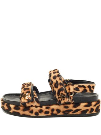 Tory Burch Sandalen mit Leoparden-Print - Braun
