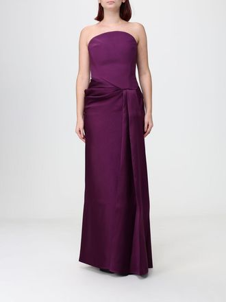 Solace London Robe de soir&eacute;e longue en satin &agrave; &eacute;paules d&eacute;nud&eacute;es et taille drap&eacute;e
