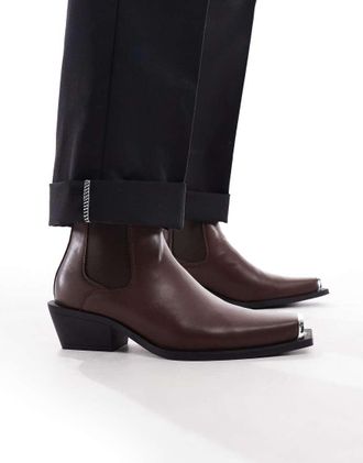 Asos Chelsea-Stiefel in Braun im Westernstil mit kubanischem Absatz und silberner Zehenkappe-Brown