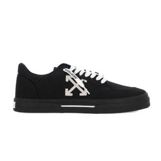 Off-white Homme, Chaussures, Noir, Taille: 44 EU Baskets basses en toile vulcanis&eacute;e