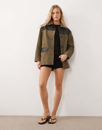 Urban Code Longline-Jacke aus Wildleder und Leder in Khaki und Schwarz-Bunt