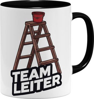 OM3 witzige Kaffee-Tasse mit Spruch - Geschenkidee f&uuml;r Teamleiter Team-Leiter I | Keramik Becher | 325ml | Beidseitig Bedruckt | Schwarz