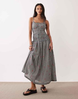 Abercrombie & Fitch Robe babydoll longue &agrave; taille basse - Vichy noir