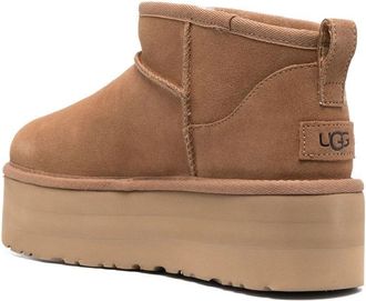 UGG Boot - Brown