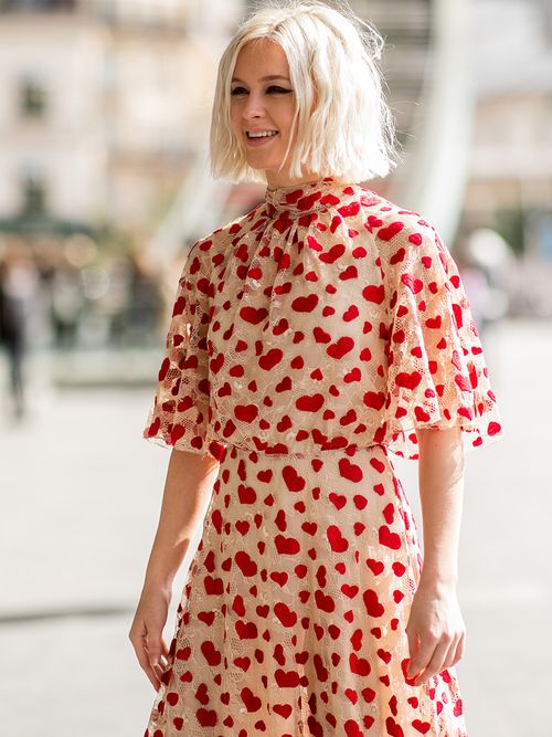 Herzchen, Spitze und Pastell sind Kennzeichen des neuen Modetrends Lovercore