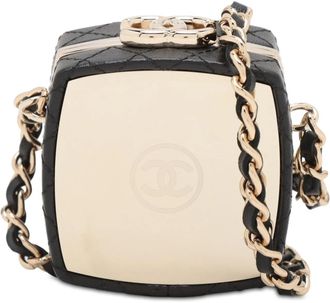 Chanel Hobo Bags - Quilted Lambskin Make-Up Box Clutch With Chain - Gr. unisize - in Schwarz - f&uuml;r Damen