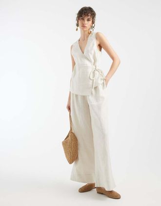 Asos Combinaison cache-coeur en lin - Taupe-multicolore
