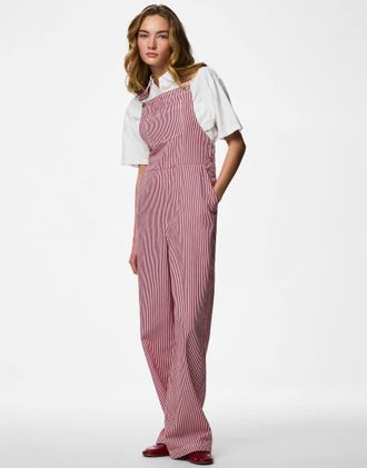 Pieces Latzhose in Salsa-Rot