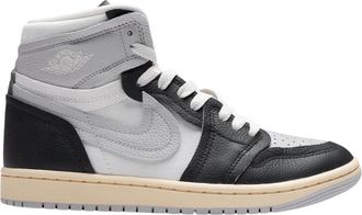 Nike Air Jordan 1 Sneaker f&uuml;r Damen, Leder, Hoch geschnitten (Schwarz)