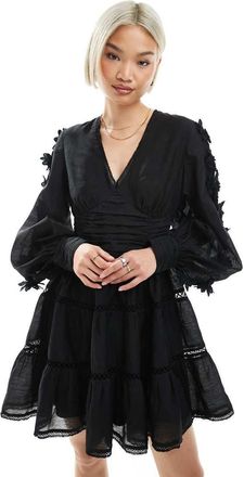 French Connection Aubrey - Minikleid in Schwarz mit 3D-Spitzendetail