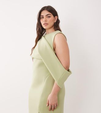 Asos Curve ASOS DESIGN Curve - Robe mi-longue en imitation n&eacute;opr&egrave;ne avec &eacute;paules tombantes et d&eacute;coupes - Vert