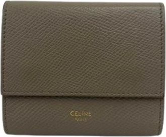Celine Portefeuille Tri-fold en cuir pr&eacute;-poss&eacute;d&eacute; - Femme - Pre-owned - Gris - Taille: ONE Size