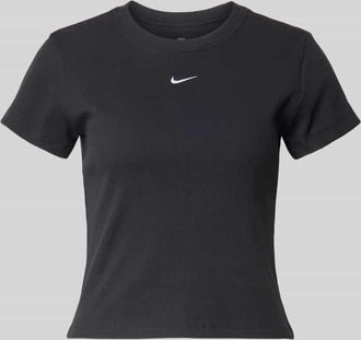Nike Cropped T-Shirt in Ripp-Optik mit Logo