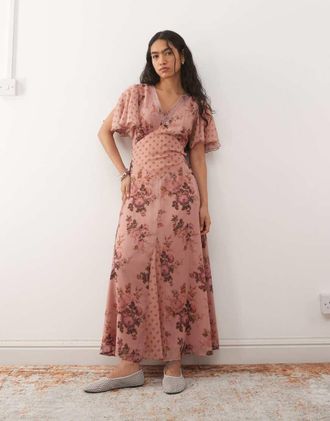 Reclaimed Vintage Midi-Freizeitkleid in Rosa mit Spitzenbesatz, Flatter&auml;rmeln und gesplei&szlig;tem Blumen- und Polka-Dot-Muster-Bunt