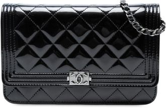 Chanel Hobo Bags - Quilted Patent Boy Wallet on Chain - Gr. unisize - in Schwarz - für Damen