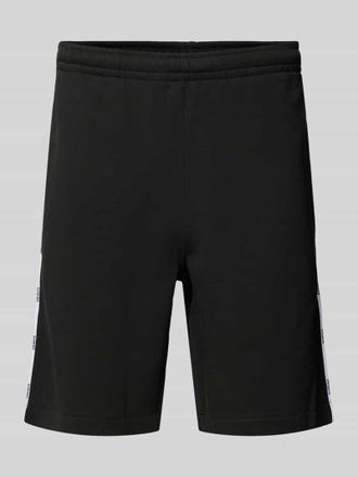 Lacoste Regular Fit Sweatshorts mit Galonstreifen
