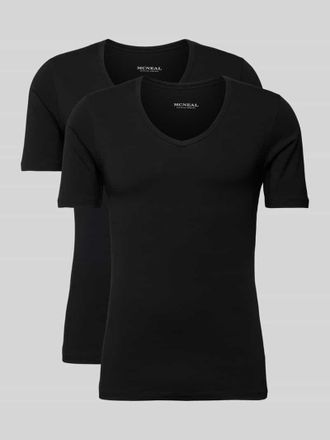 Mc Neal T-Shirt mit V-Ausschnitt