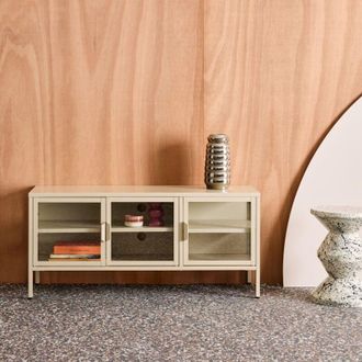 Sweeek Meuble TV industriel m&eacute;tal et verre tremp&eacute; 3 portes 120cm beige - Arkansas