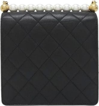 Chanel Sac bandouli&egrave;re en cuir de ch&egrave;vre Pre-owned - Femme - Pre-owned - Noir - Taille: ONE Size
