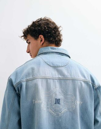 Pegador Pegador Carovigno Hemdjacke aus Slub-Denim mit Grafikprint am R&uuml;cken, Oversize, in heller Denim-Waschung-Blau