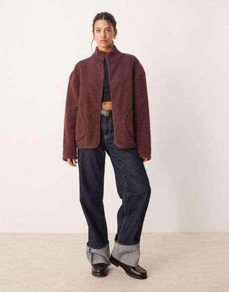 Asos Polaire zippée à col cheminée en imitation peau de mouton et maille - Prune profond-Violet