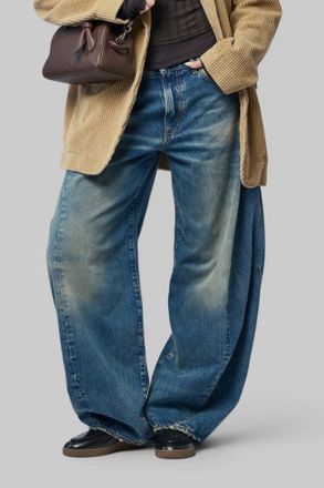 R13 Janine Jean